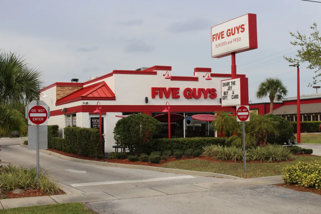 Five Guys Orlando; conheça mais sobre o restaurante